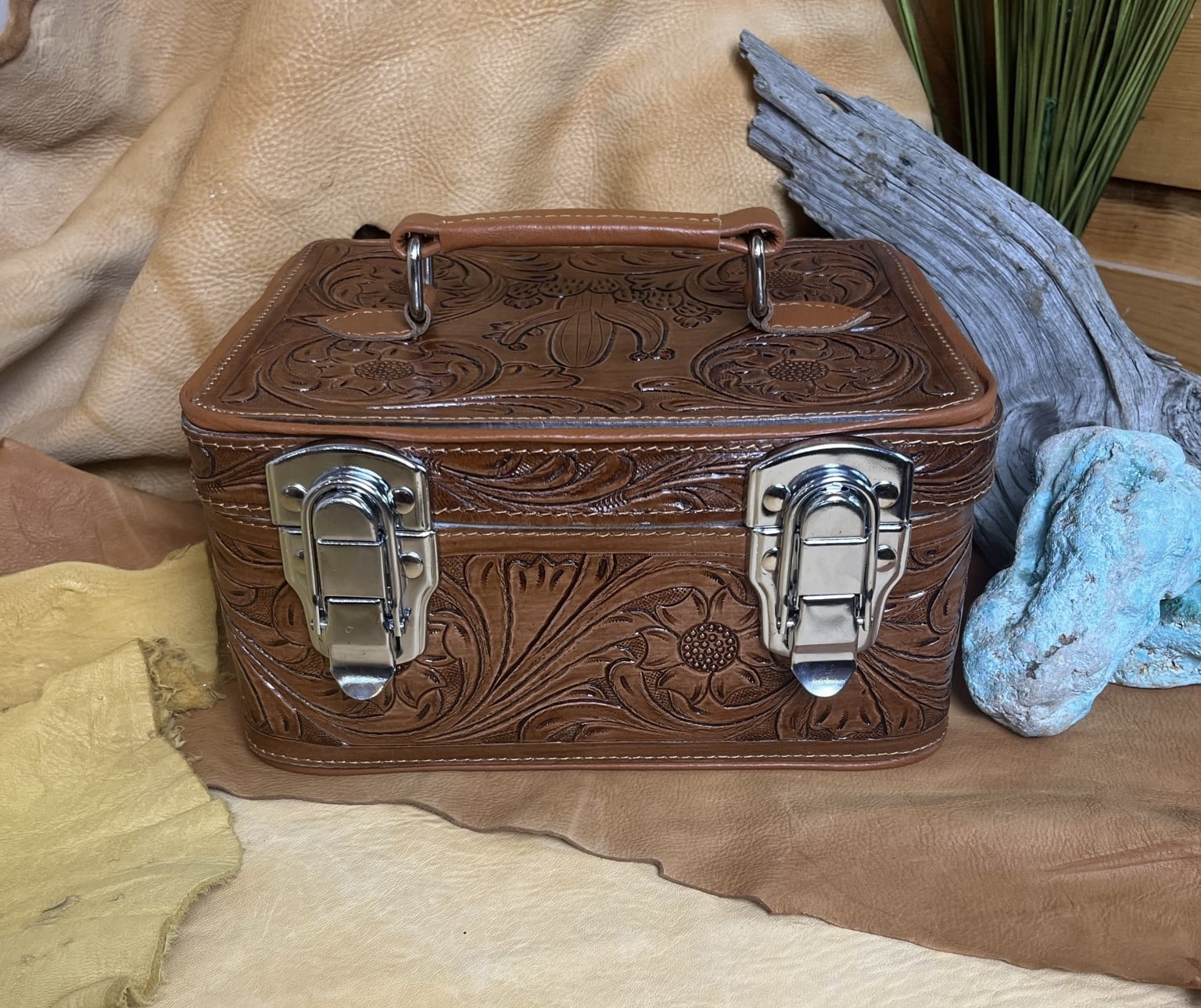 Hand Tooled Leather Jewelry Trunk - Native American Turquoise Jewelry ...