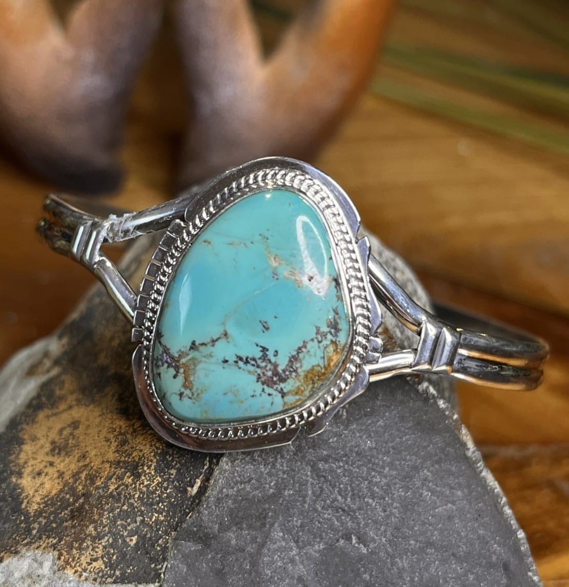 Tyrone Turquoise Bracelet - Native American Turquoise Jewelry - Dakota ...