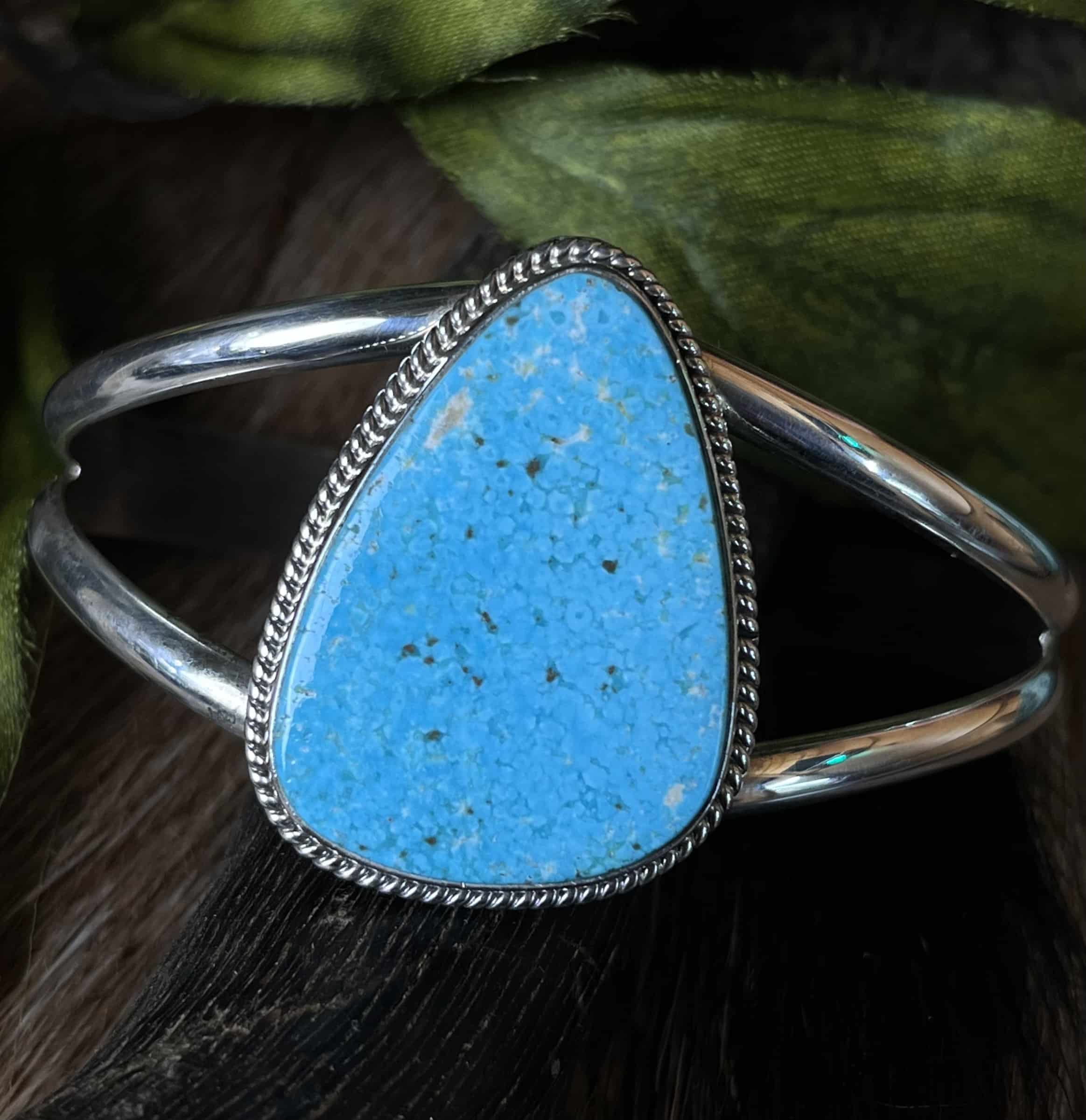 Kingman Turquoise Bracelet - Native American Turquoise Jewelry - Dakota ...