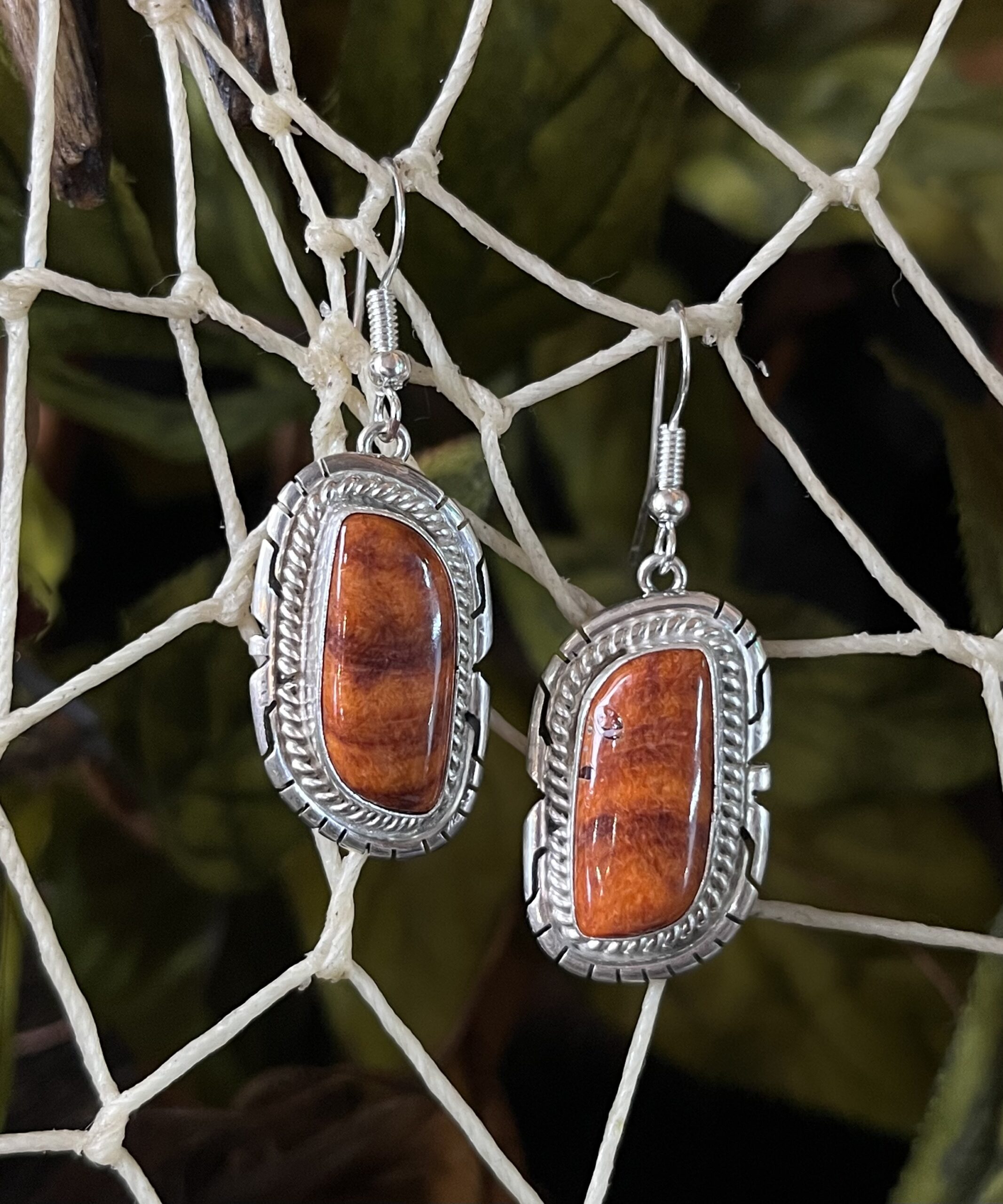 Spiny Oyster Earrings - Native American Turquoise Jewelry - Dakota Sky ...