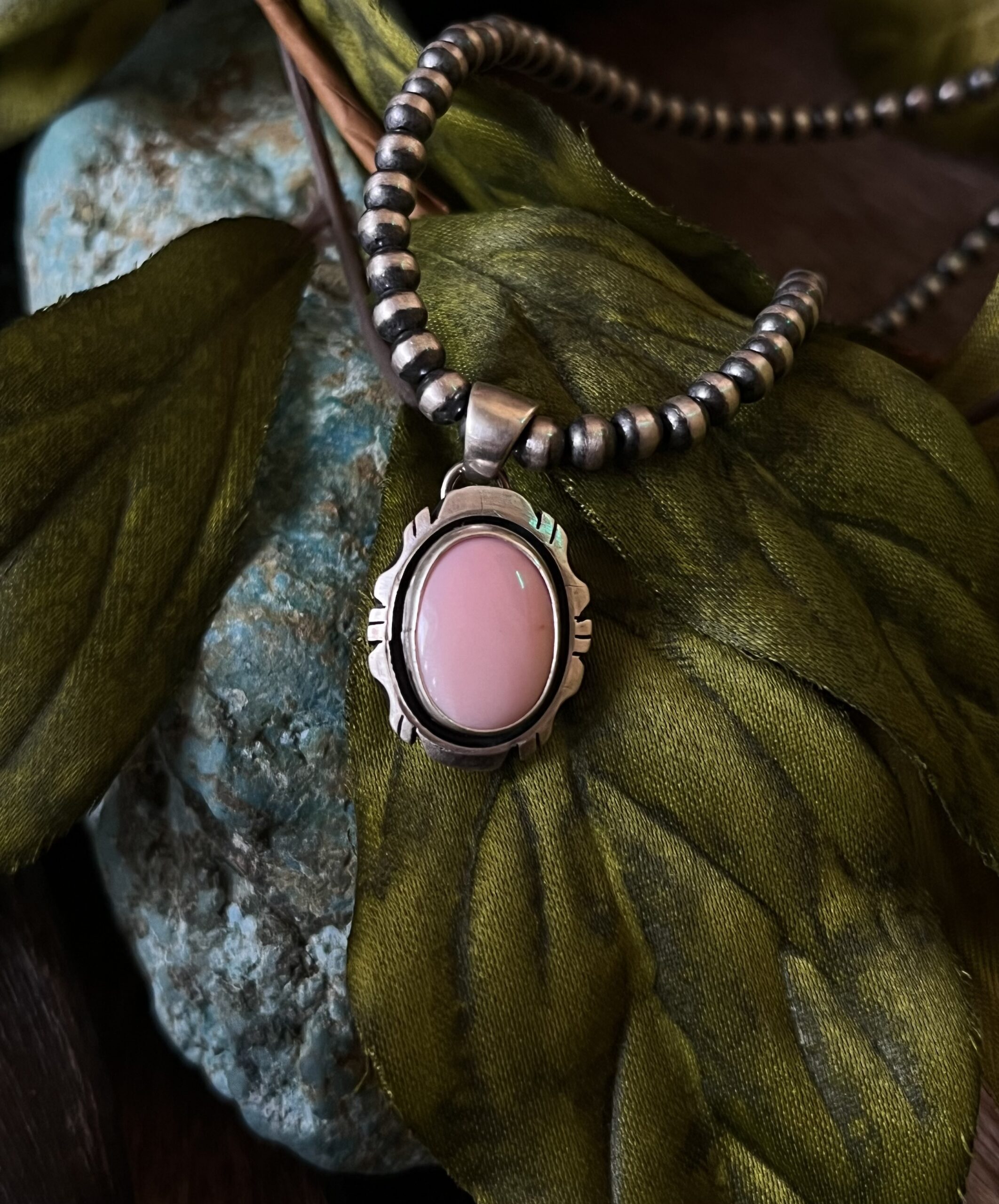 Pink Conch Necklace - Native American Turquoise Jewelry - Dakota Sky Stone