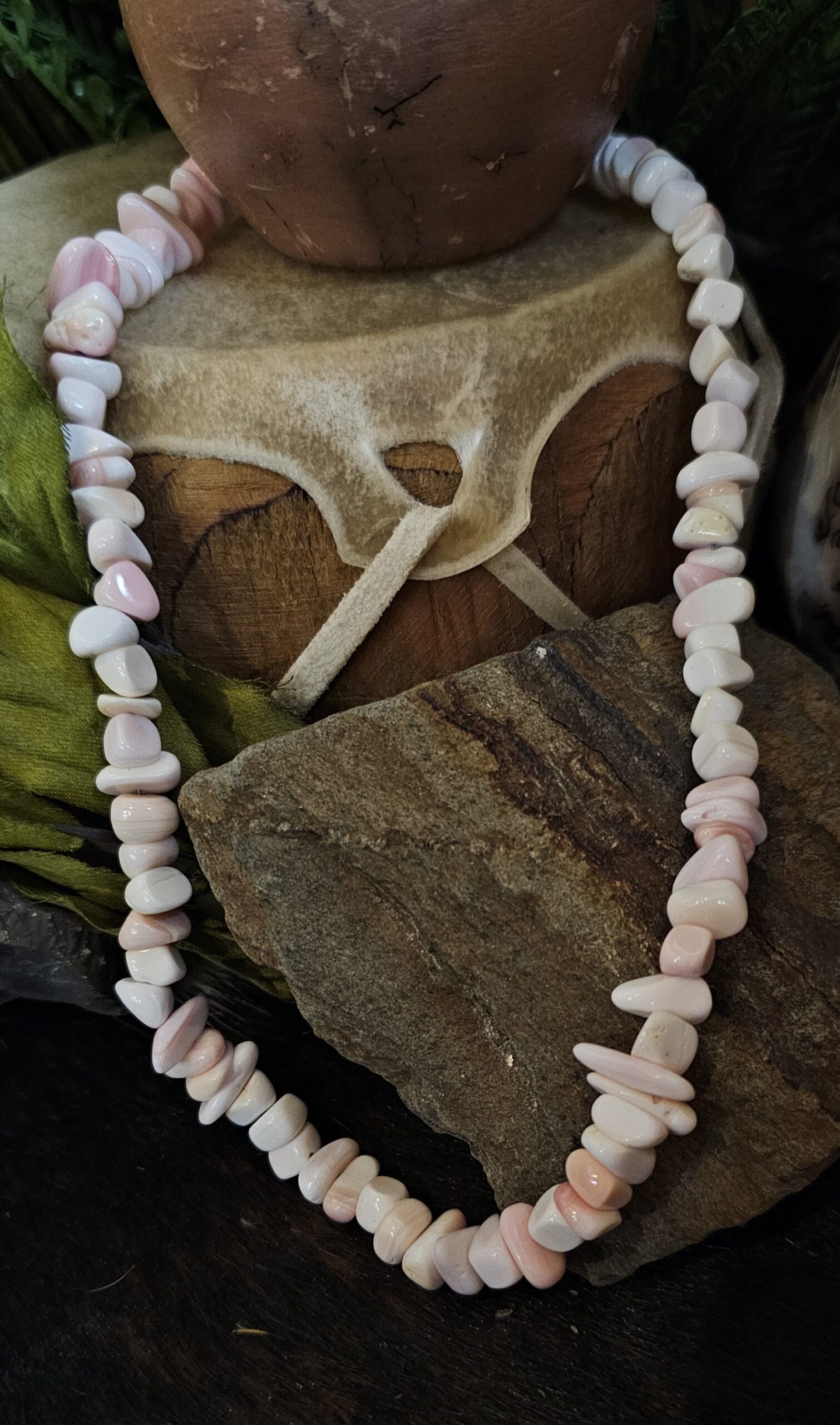 18in. Pink Conch Heishi Necklace - Native American Turquoise Jewelry ...