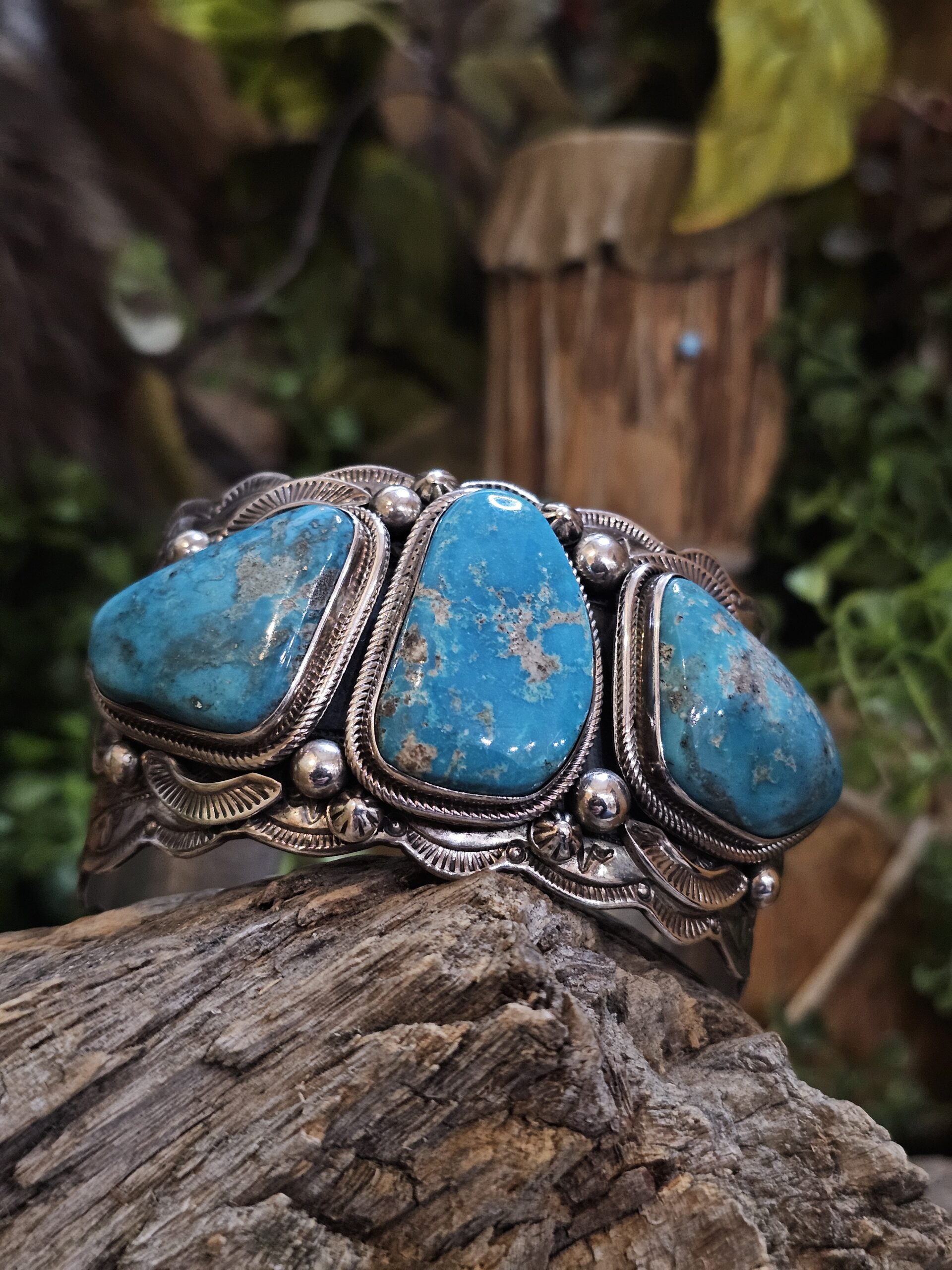 Kingman Turquoise Bracelet - Native American Turquoise Jewelry - Dakota ...