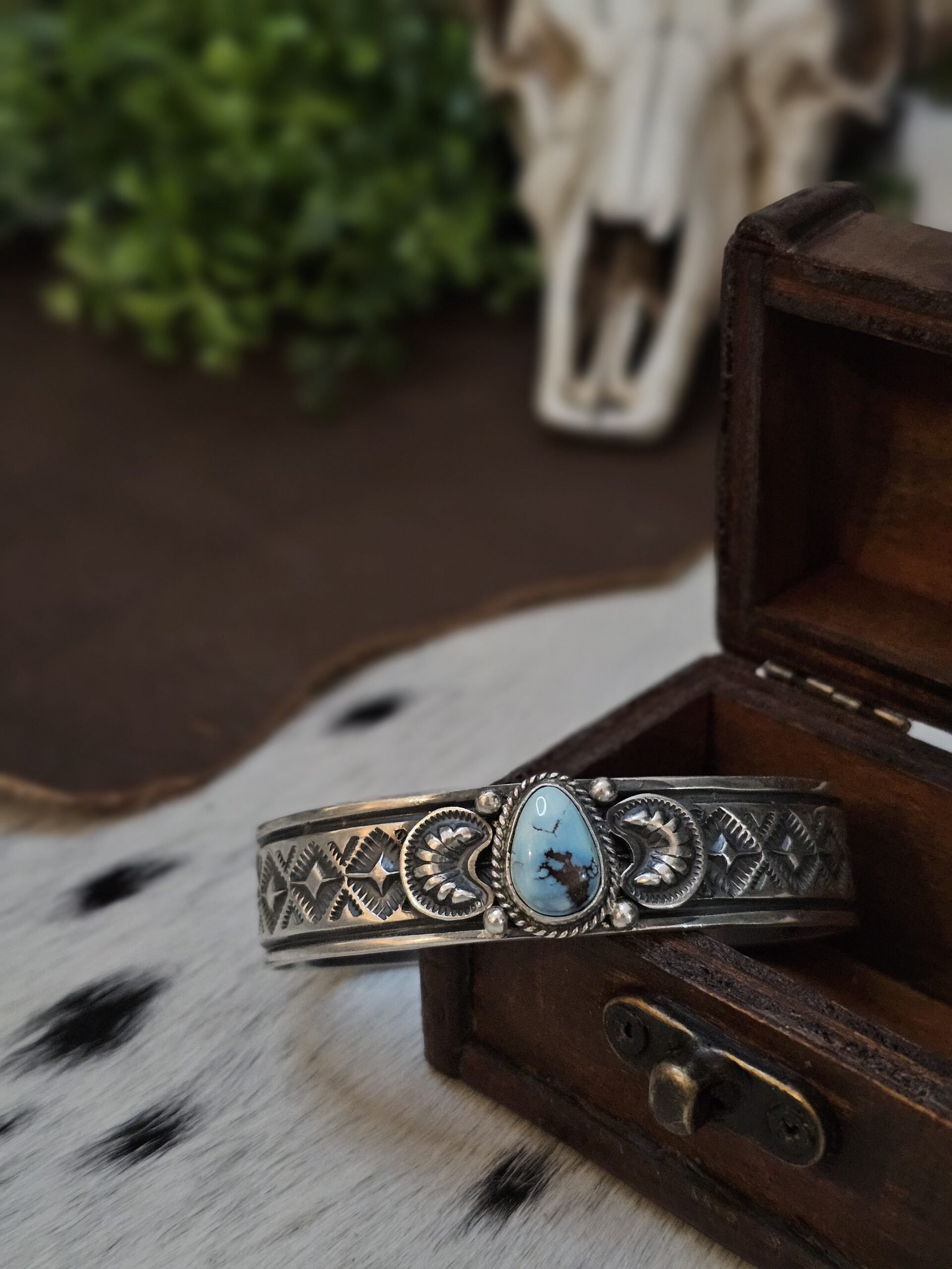 Golden Hills Turquoise Bracelet - Native American Turquoise Jewelry - Dakota Sky Stone