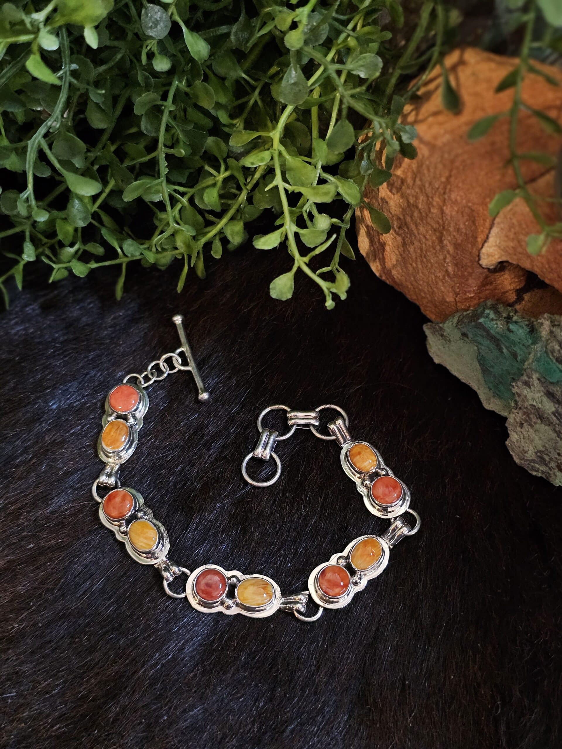 Spiny Oyster Bracelet - Native American Turquoise Jewelry - Dakota Sky Stone