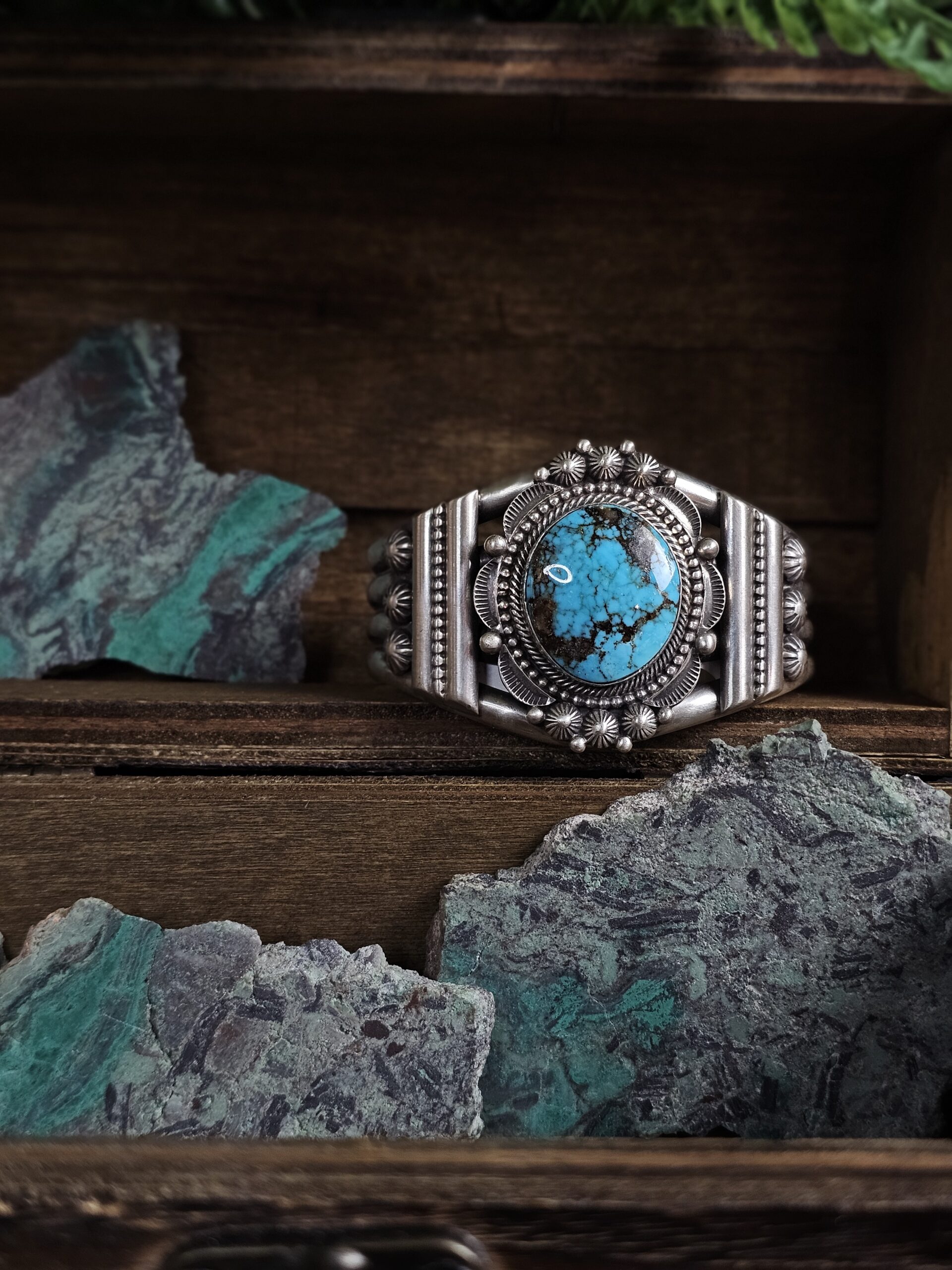 Kingman Turquoise Bracelet - Native American Turquoise Jewelry - Dakota Sky Stone